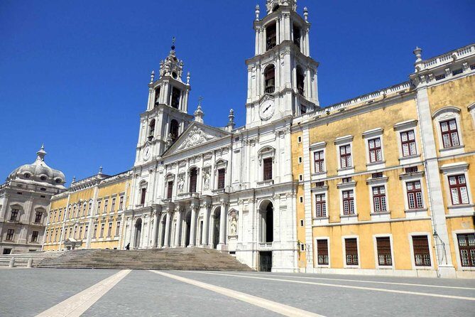 Private Tour to Queluz and Mafra palaces and Ericeira surf Coast - Summary: Who Is This Tour Best For?
