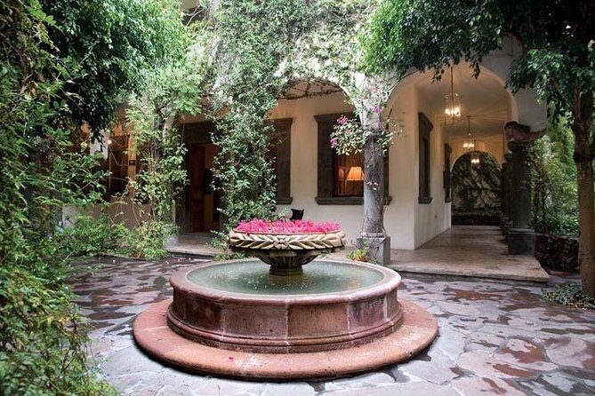 Private tour to Queretaro and San Miguel de Allende leaving the CDMX - FAQs