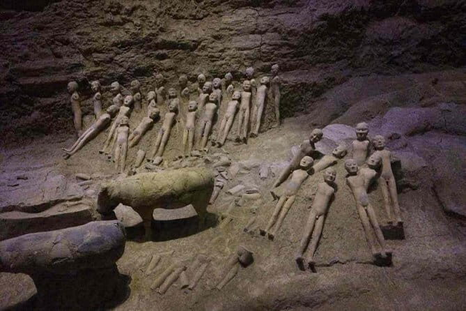 Private tour to Samll Terroctta army and Xi'an city tour - Key Points
