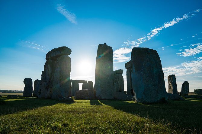 Private Tour to Stonehenge and Highclere Castle (Downton Abbey) - A Closer Look at the Itinerary