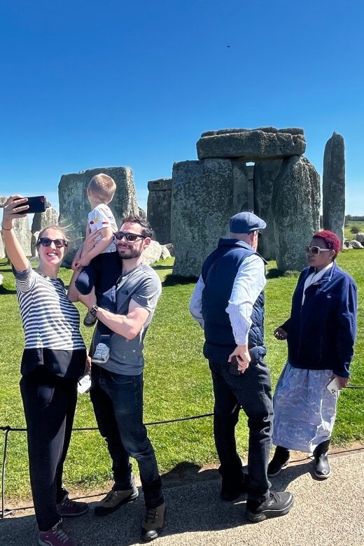 Private Tour to Stonehenge, Bath and The Cotswolds - The Charm of The Cotswolds