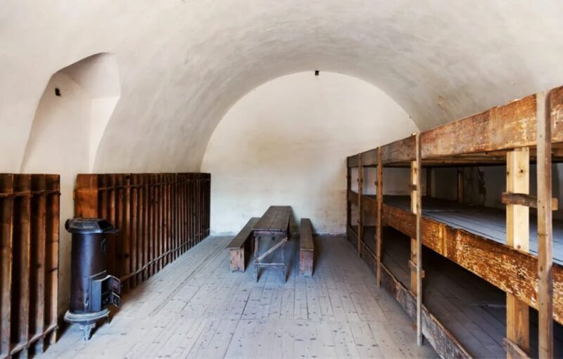 Private Tour to Terezin Concentration Field - Key Points