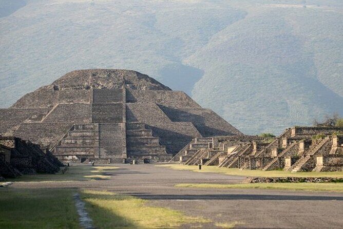 Private Tour to the Pyramids of Teotihuacán from CDMX from 1 to 4 people - A Deep Dive Into the Experience