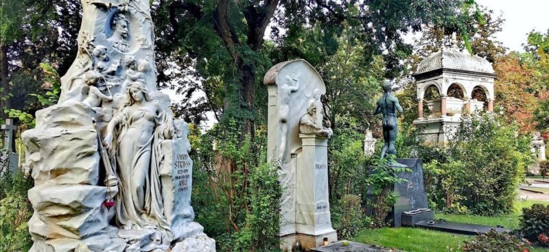 Private tour: Vienna Central Cemetery 1st gate and 2nd gate - Final thoughts: Is this tour for you?