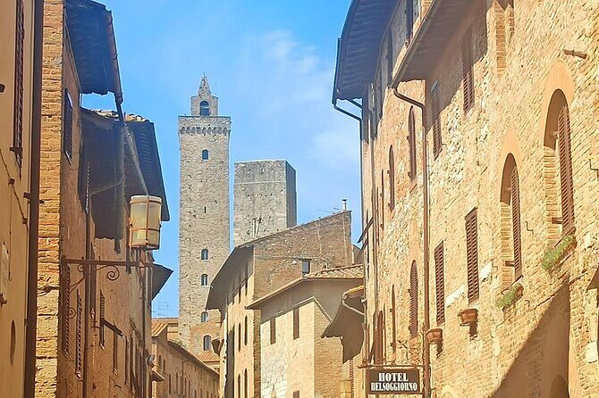 PRIVATE TOUR: Volterra & San Gimignano with Lunch & Wine Tasting Experience - Overall Value and Experience