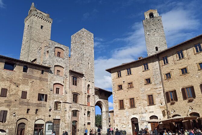 PRIVATE TOUR: Volterra & San Gimignano with Lunch & Wine Tasting Experience - FAQs