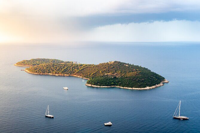 Private Tour: Wine & Sunset Experience at boat - Who Will Love This Experience?