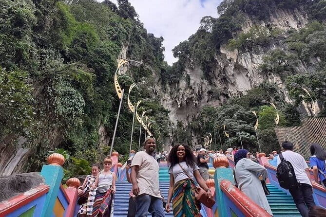 Private Tour with Local Host : Genting Highlands Day Tour enroute Batu Caves - Who Will Love This Tour?