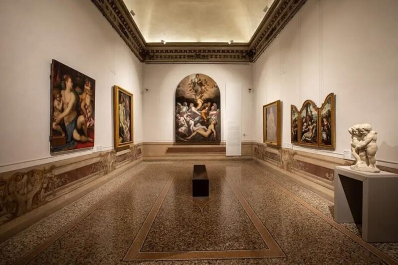 Private Tour with private guide Barberini Palace - The Experience Begins: Meeting Your Guide