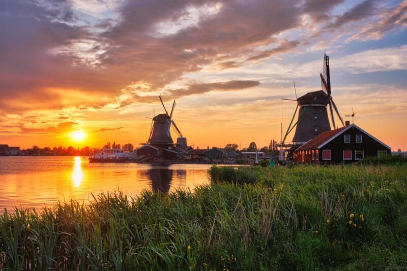Private Tour Zaanse Schans Windmills, Volendam & Marken - Key Points