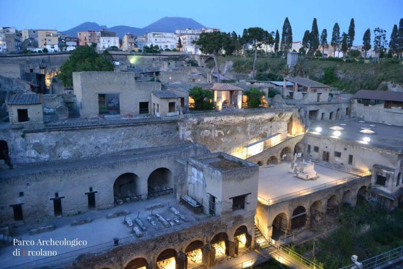 Private tour:Pompeii and Herculaneum excavations with guide from Naples - Exploring the Itinerary and Site Highlights
