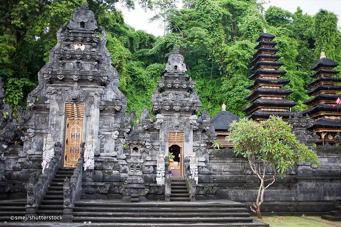 Private Tours East Of Bali Kertagosa And Goa Lawah Temple - Practical Considerations