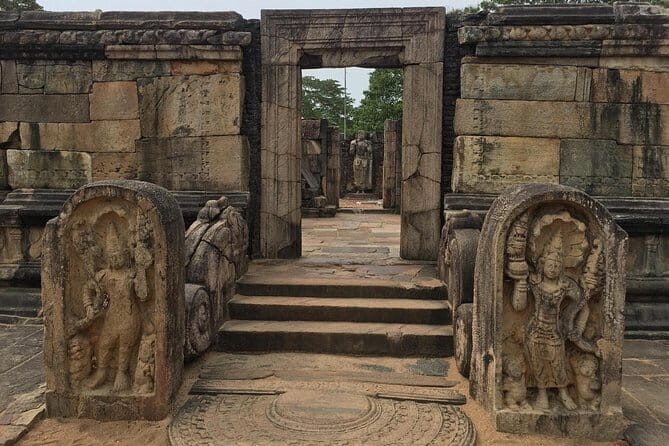 Private tours in Sri Lanka 7 N/8 days for Group of 5-6 people - A Comprehensive Look at the Itinerary and Value