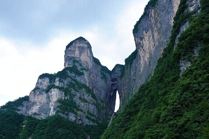 Private TourZhangjiajie's Classic and Lesser-known Attractions - What Makes This Tour Stand Out?