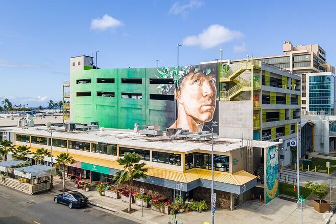 Private Town Tour with a Local from Honolulu to Diamond Head - Frequently Asked Questions