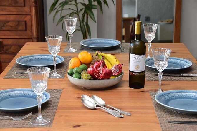Private Traditional Georgian Meal in a Lovely Tbilisi Home with Transfers - Who Will Appreciate This Experience?