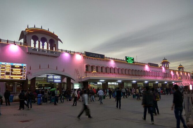 Private Train Station Transfer :- From Jaipur Train Station to Hotel - Why Choose a Private Transfer from Jaipur Train Station?