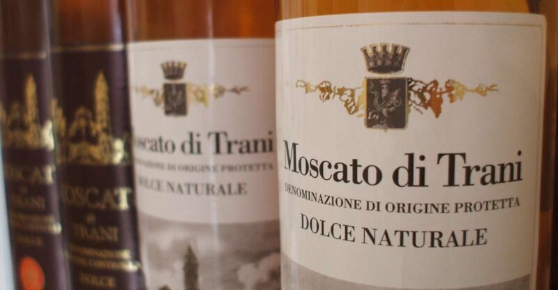 Private Trani Walking Tour with Moscato Wine Tasting - Unpacking the Tour: What to Expect from Start to Finish