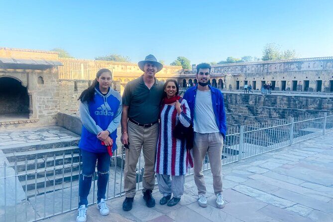 Private Transfer Agra To Jaipur Via Fatehpur Sikri & Chand Baori, Step Well - An In-depth Look at the Experience