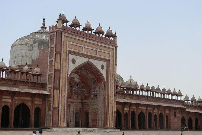 Private Transfer Agra To Jaipur Via Fatehpur sikri. - Visiting Fatehpur Sikri: A Mughal Marvel