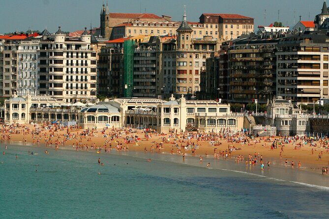 Private transfer: Barcelona to San Sebastian, 2h Stop in Pamplona - A Practical and Authentic Journey: Private Transfer from Barcelona to San Sebastian with a Stop in Pamplona