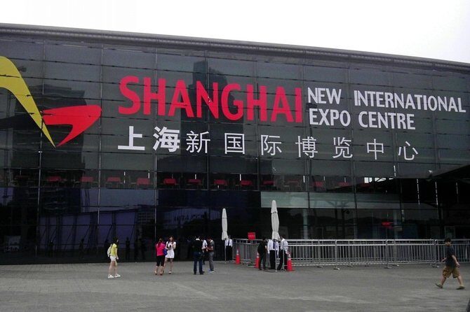 Private Transfer between Shanghai Pudong New Intl Expo Centre and City Area - The Vehicle Options and Their Benefits