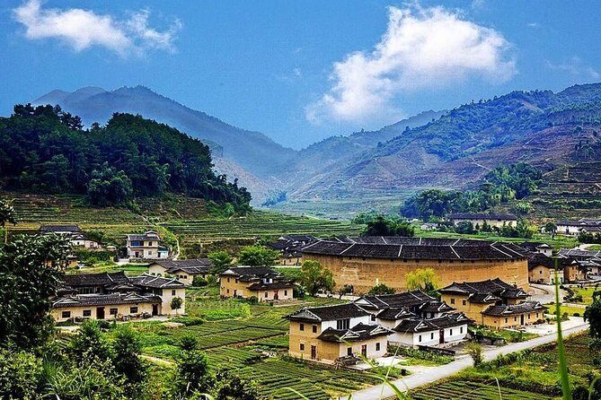 Private Transfer between Xiamen City and Huaan Earth Building - Key Points