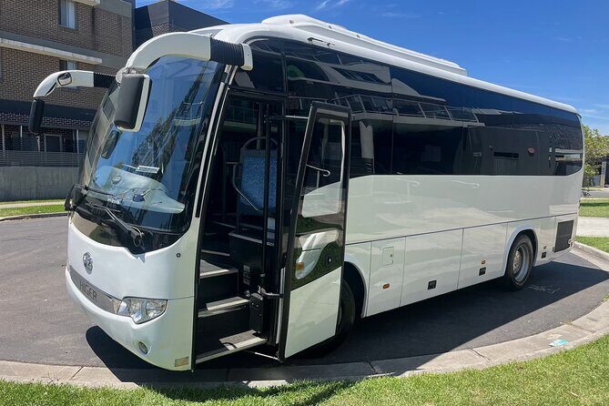 Private Transfer Brisbane Airport to Gold Coast 4-6 Passengers - An insider’s look at the transfer experience