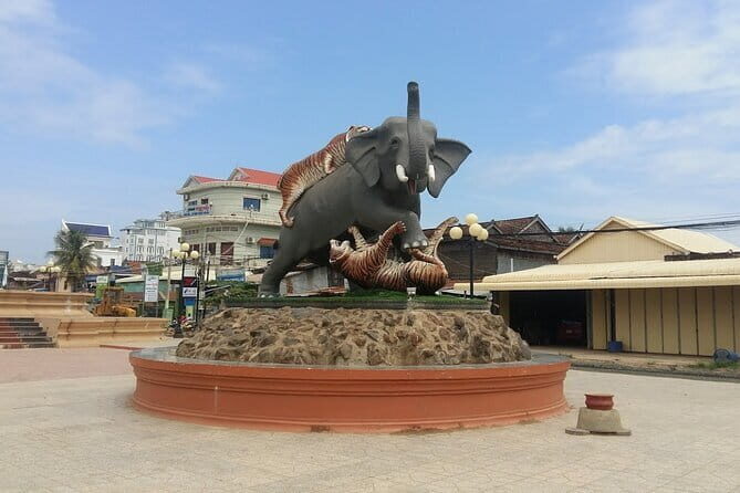 Private transfer by Car & Minivan from Siem Reap to Phnom Penh - Introduction: A Comfortable, Convenient Way to Travel between Cambodia’s Two Major Cities