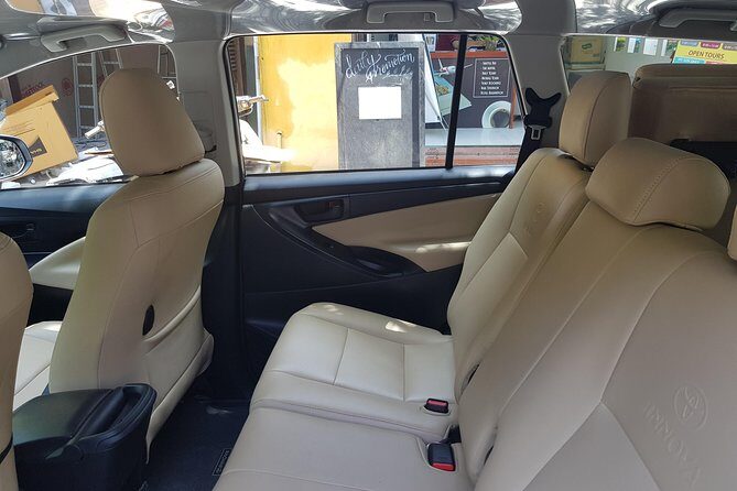 Private Transfer: Cat Bi Airport to/from Ha Long, Tuan Chau - Vehicle Options and Luggage