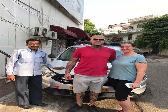 Private Transfer from Agra to Varanasi by Car - Who Should Consider This Service?