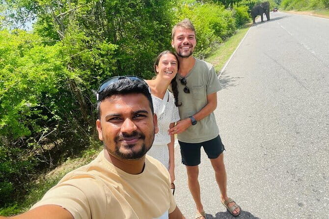 Private Transfer from Arugam Bay to Sri Lanka Colombo Airport (CMB) - FAQ