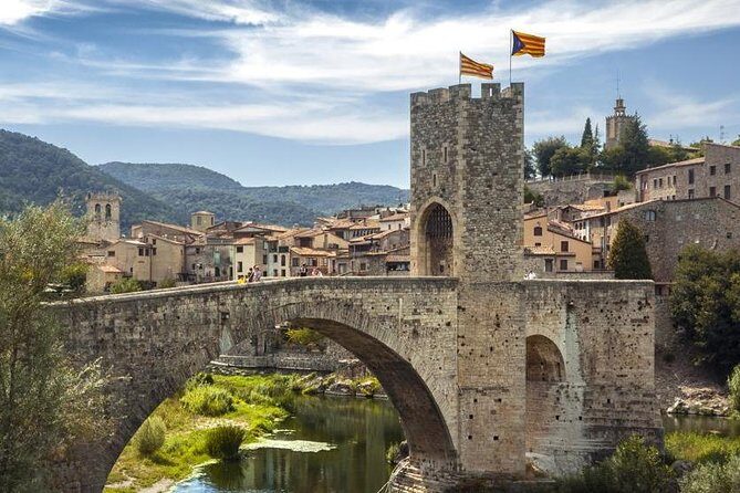 Private Transfer from Barcelona (BCN) airport to Girona City - FAQ