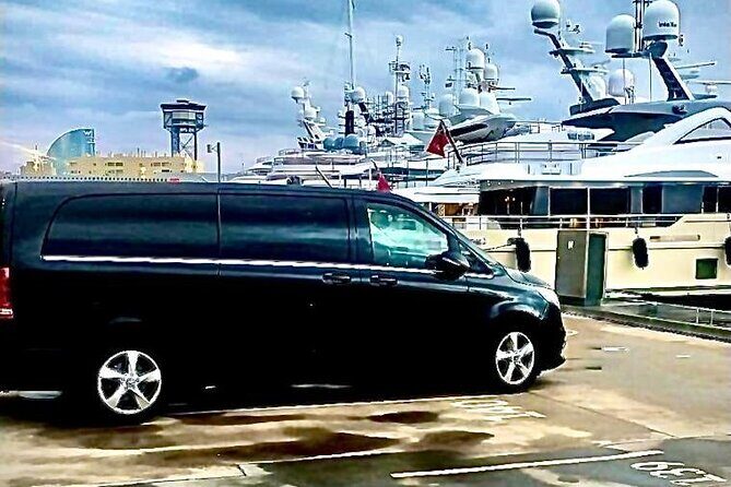 Private Transfer from Barcelona City to the Port (or vice versa) - The Professional Driver
