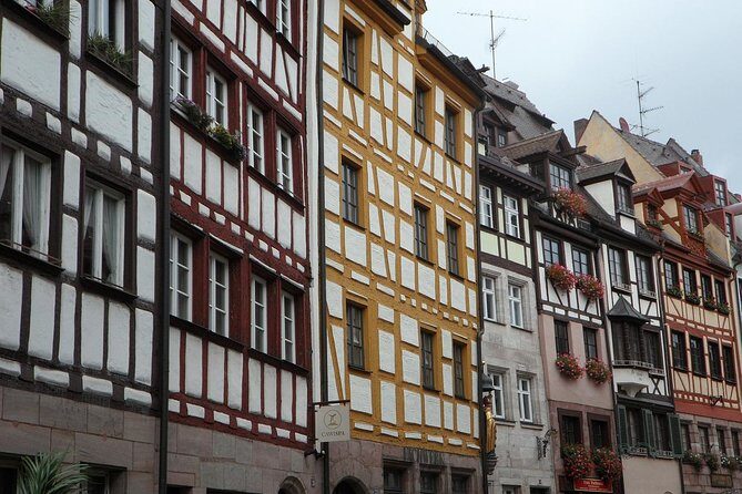 Private Transfer from Berlin to Nuremberg with 2h of Sightseeing - Key Points