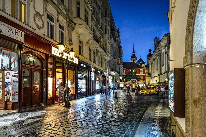 Private Transfer from Berlin to Prague with 4h of Sightseeing - Why Choose This Private Transfer?