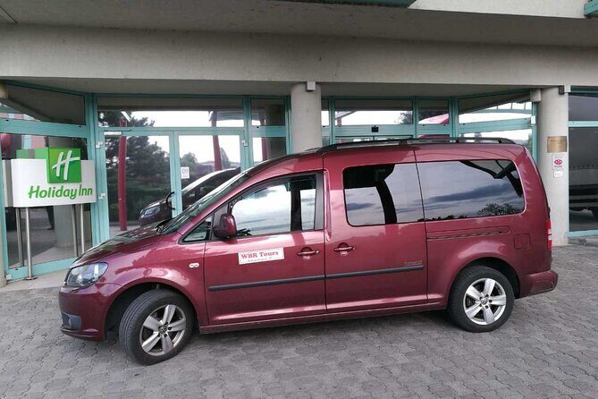 Private Transfer from Budapest city to Budapest Airport - departure - Key Points