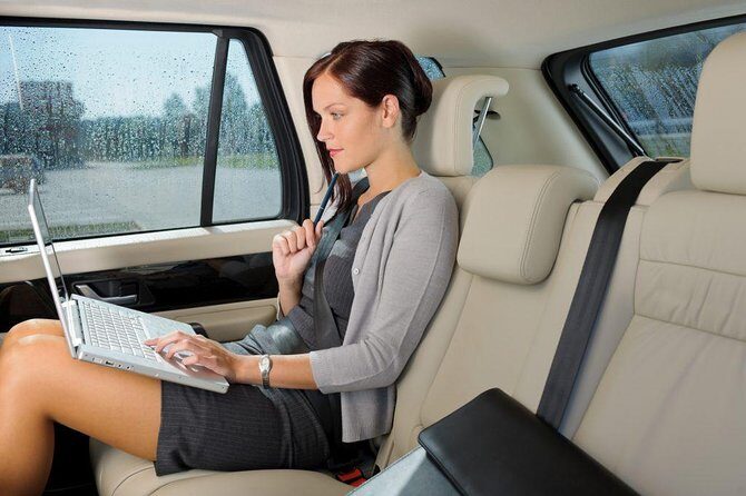 Private transfer from Charles de Gaulle airport to Paris: Premium Service - Key Points