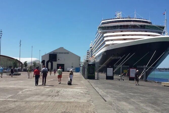 Private Transfer From Cruise Ships To Auckland Airport - The Sum Up