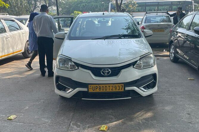 Private Transfer From Delhi to Agra By Car - Key Points