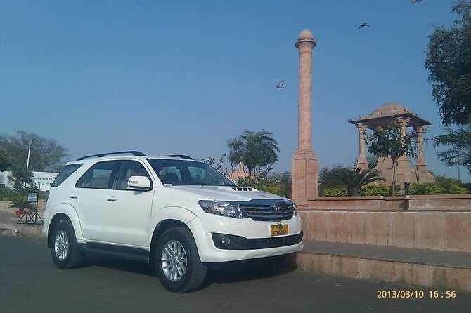 Private Transfer from Delhi to Jaipur - Key Points