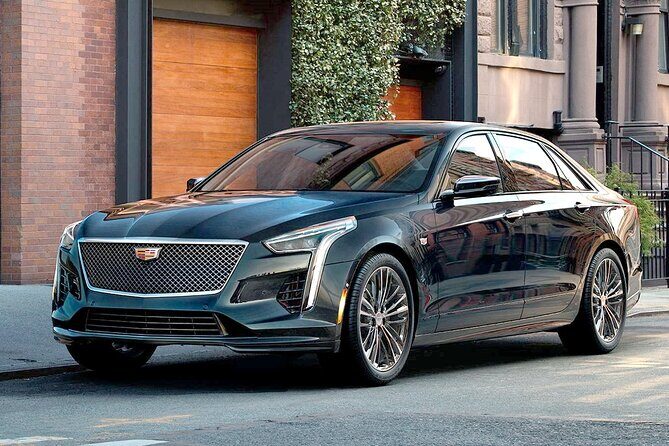 Private Transfer from Denver Airport DEN to Denver in Business Car - How the Transfer Works: What You Can Expect