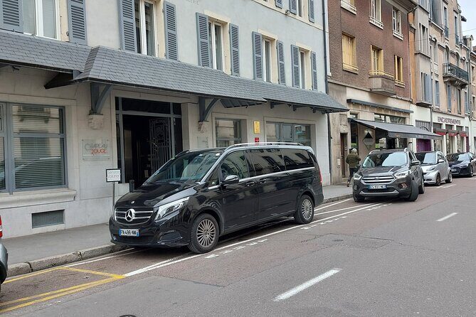 Private transfer from DisneyLand Paris to CDG or ORY airport - The Actual Experience: What It’s Like