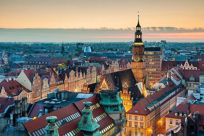 Private Transfer from Gdansk (GDN) Airport to Gdansk city - A Deep Dive into the Experience