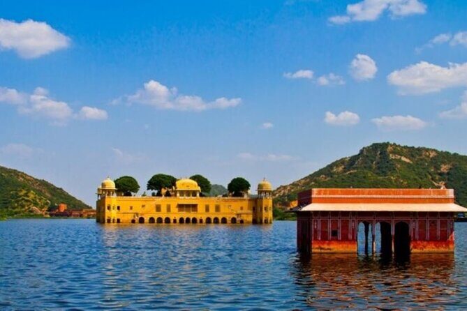 Private Transfer From Jaipur To Udaipur - Who Is This Transfer Best For?