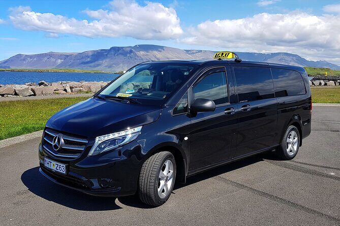 Private Transfer from Keflavík Airport to Reykjavík - Key Points