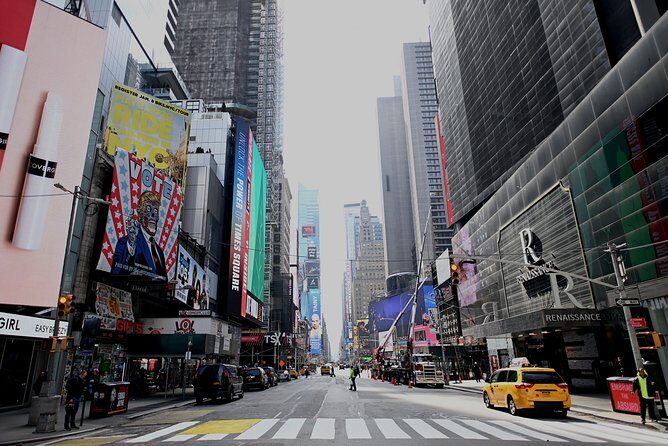 Private Transfer from Manhattan to John F. Kennedy Airport (JFK) - Critical Details and Costs