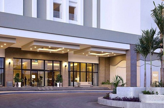 Private Transfer From MBJ Airport to Hotel Riu Palace Aquarelle - FAQ