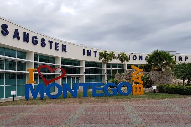 Private Transfer from Montego Bay Airport to Falmouth Hotels - Key Points