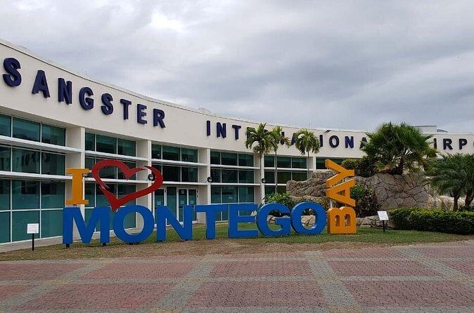 Private Transfer from Montego Bay Airport to Falmouth Hotels - The Experience from a Traveler’s Perspective